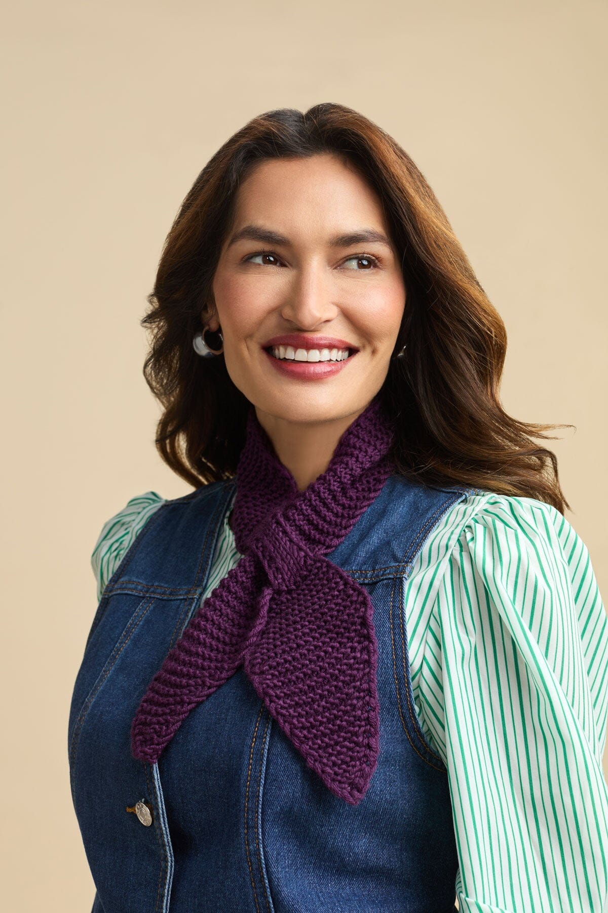 Violette – Universal Yarn