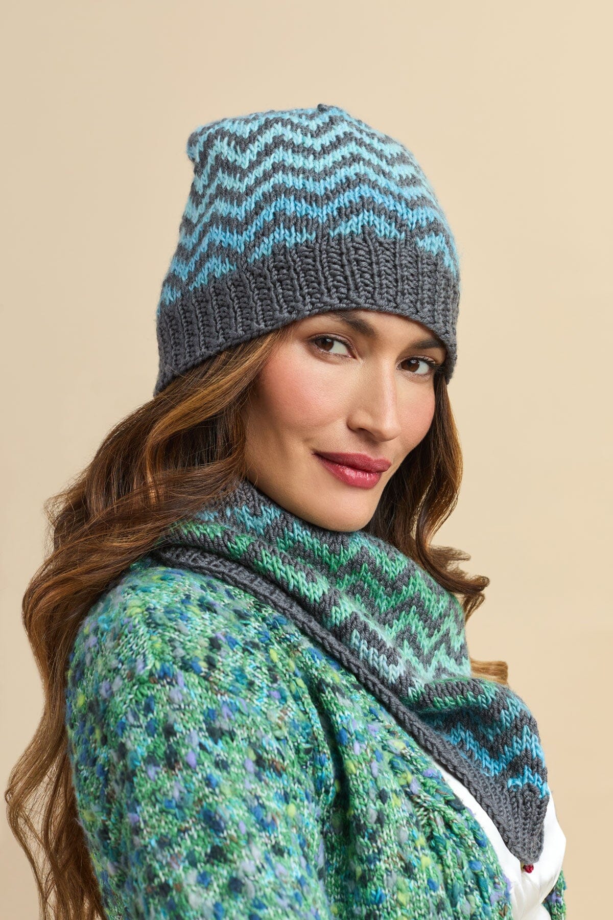 Ziggy Hat and Cowl - Reimagined – Universal Yarn