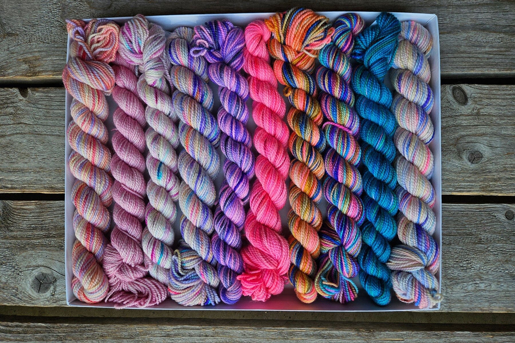 Koigu Pencil Box Pattern Collection – Universal Yarn