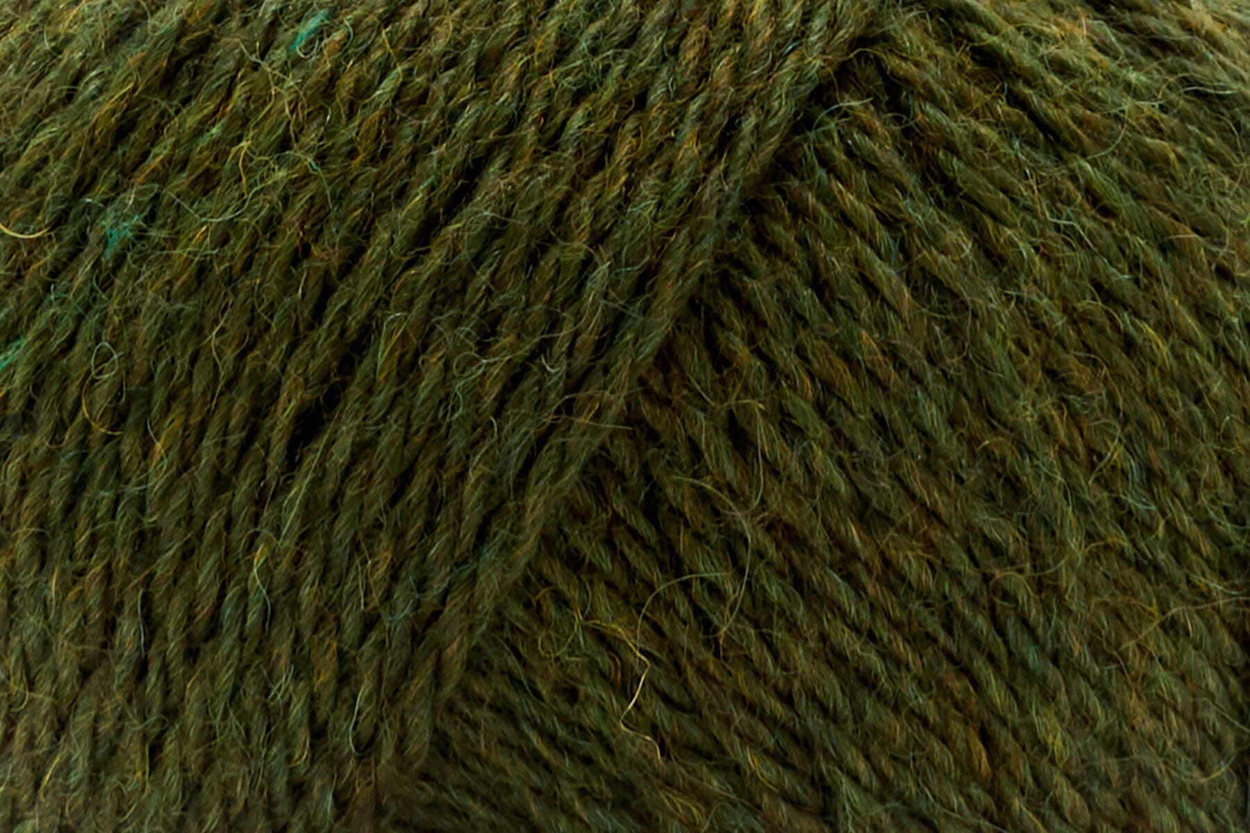 Fawning – Universal Yarn
