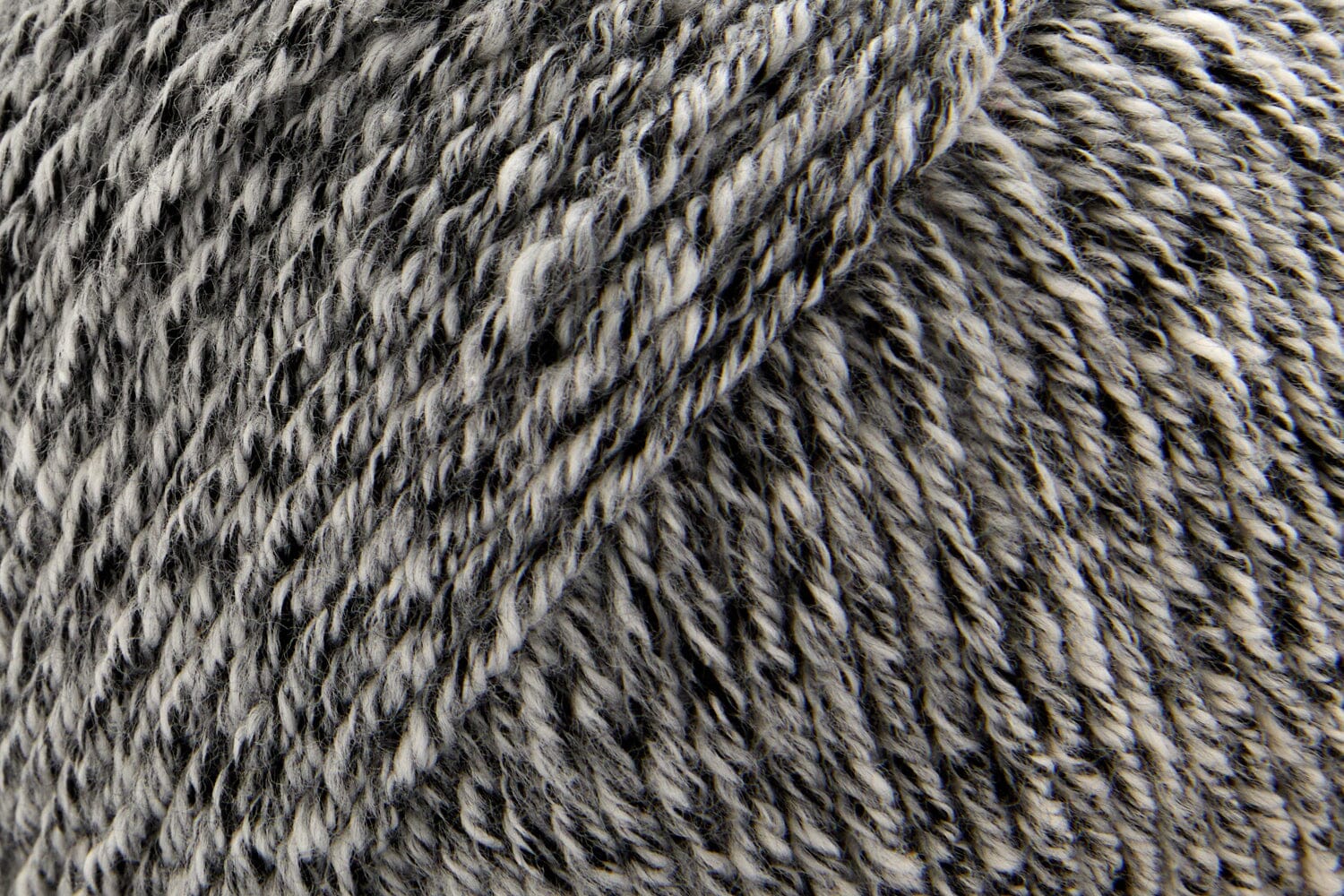 Mystical Marl – Universal Yarn