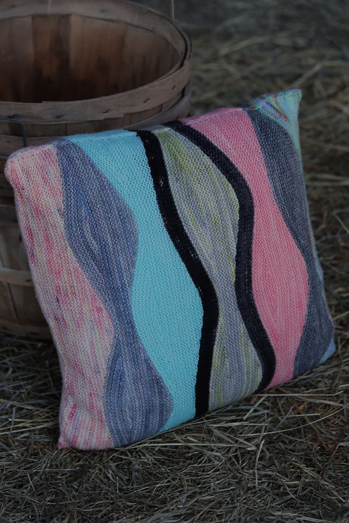 Undulations – Universal Yarn
