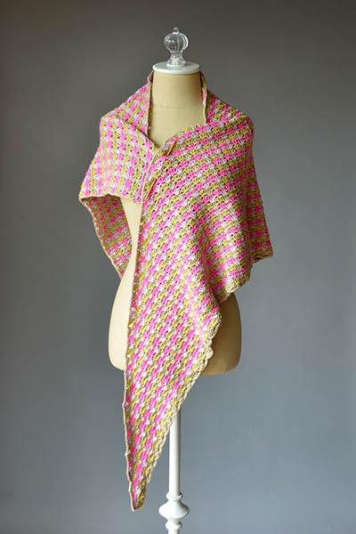 Pipping Shawl – Universal Yarn