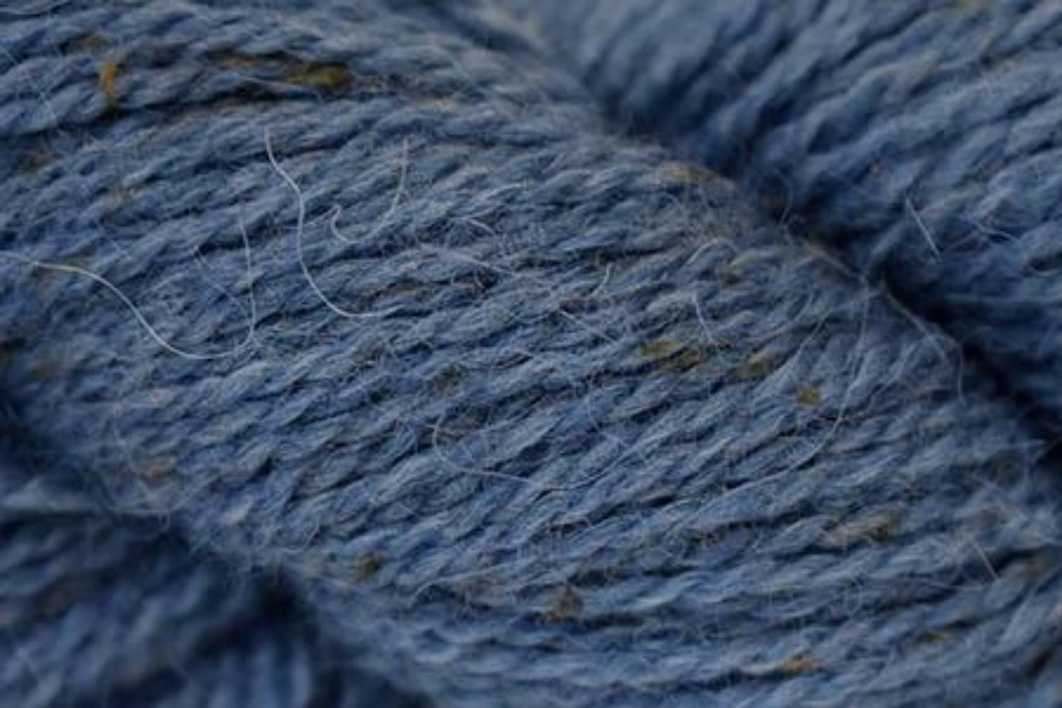 Kingston Tweed – Universal Yarn