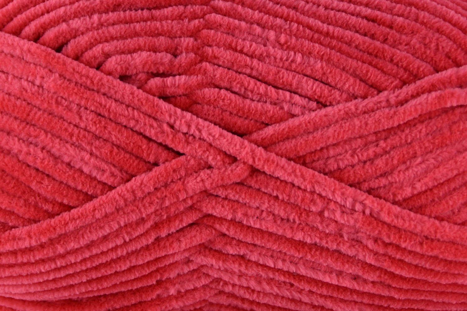 Bella Chenille – Universal Yarn