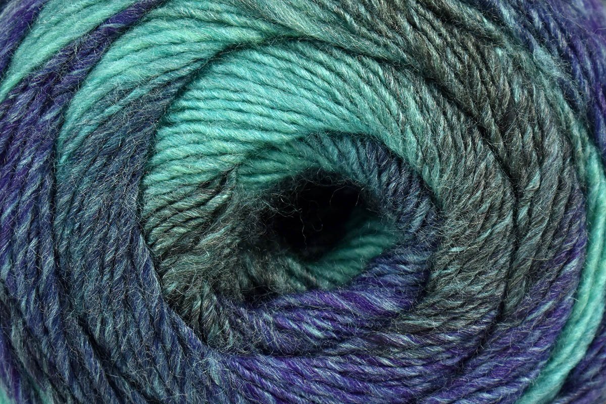 Colorburst – Universal Yarn