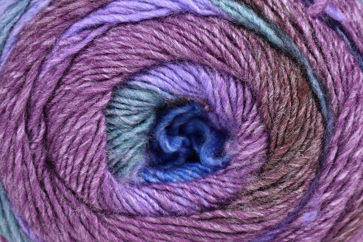 Colorburst – Universal Yarn