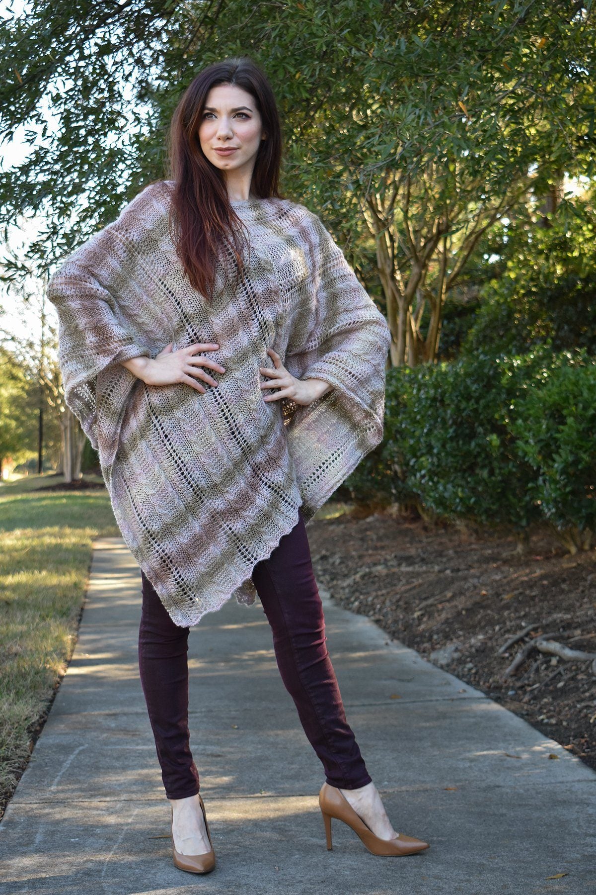 Dusk Poncho – Universal Yarn