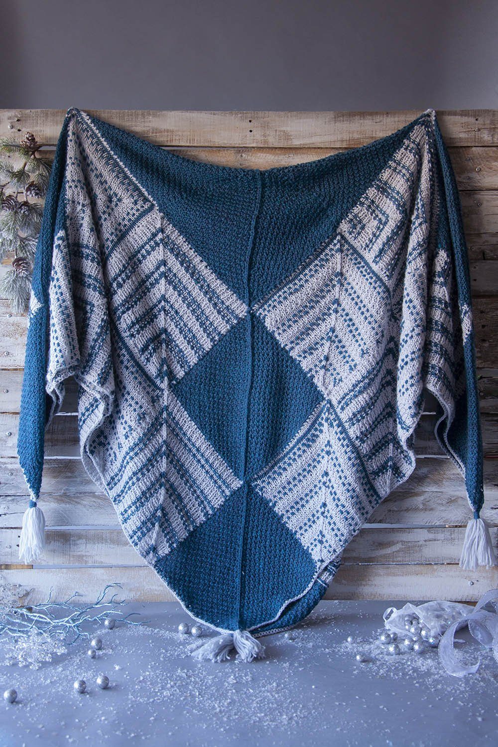 Cardamom and Clove Cover – Universal Yarn