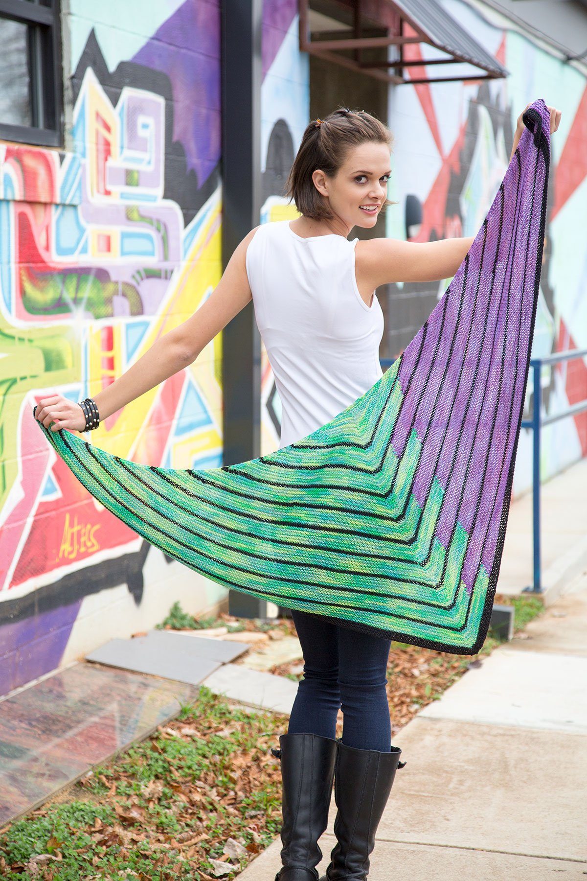 Staggered Shawl – Universal Yarn