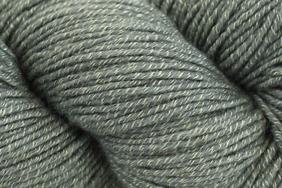 Wool Pop – Universal Yarn